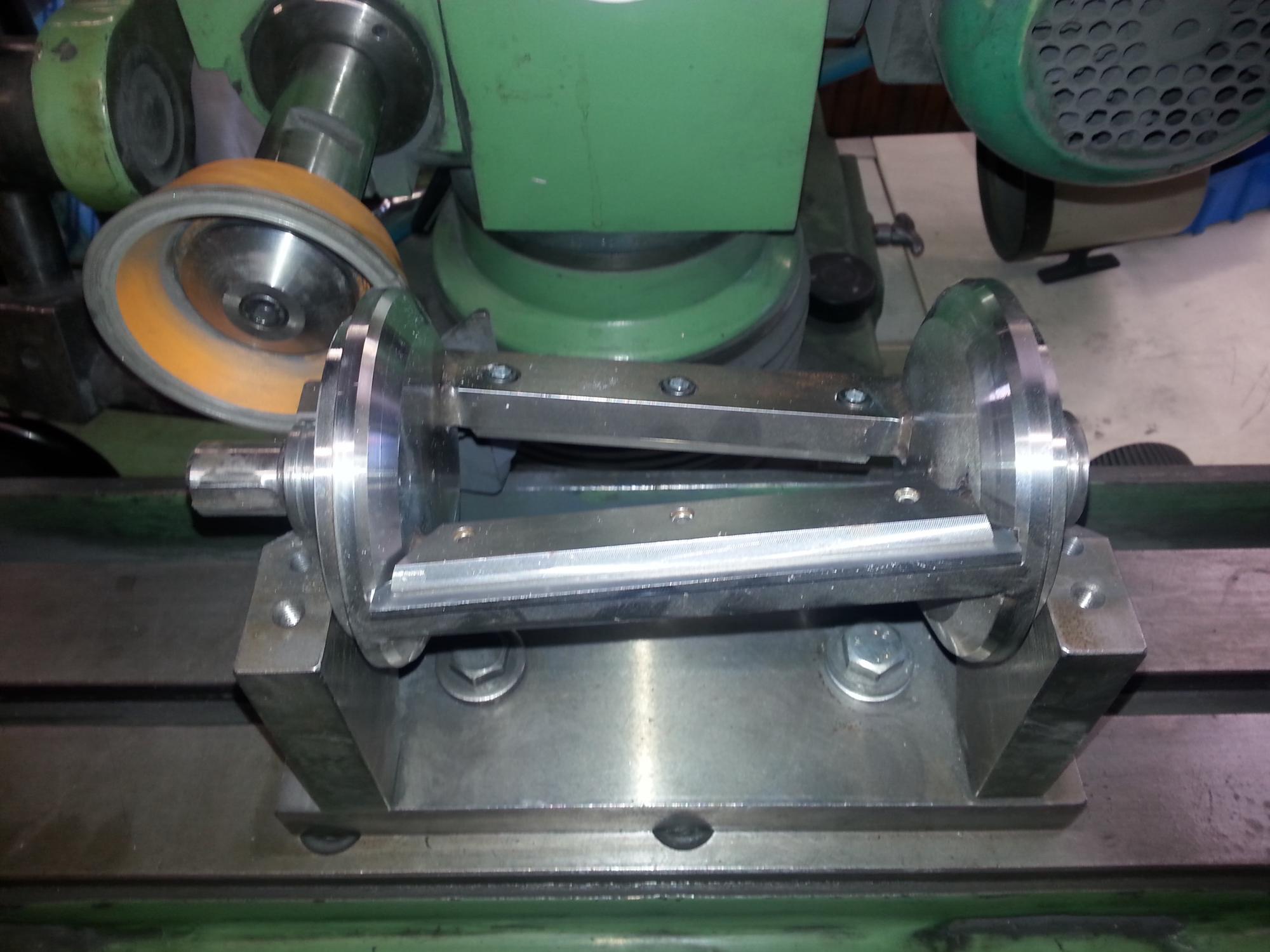 Affutage bois Montargis, Forgeage, Broyeur, Affutage couteaux, Affûtage de rotor, Rectification ...